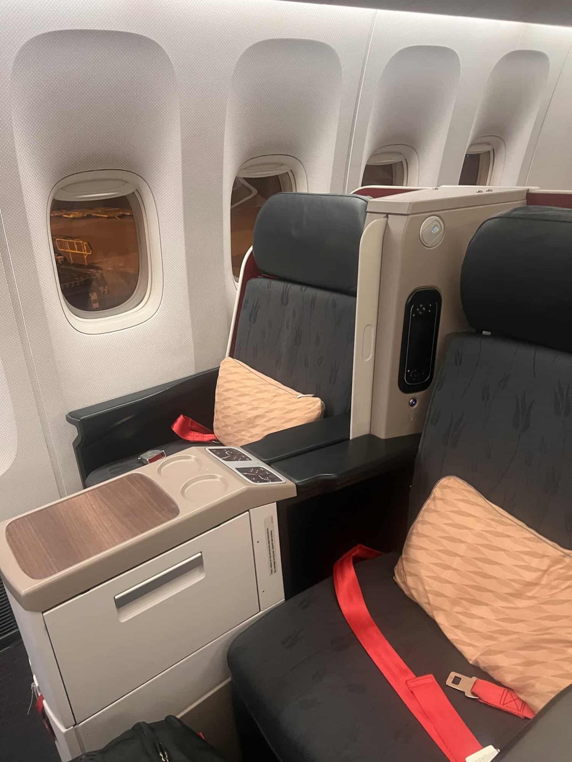 Is Turkish Airlines Business Class Worth It? 6 Things We Love and 1 ...